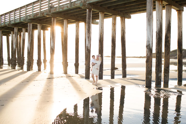 The Perry Family, Beach Maternity Session - Derksen Photography